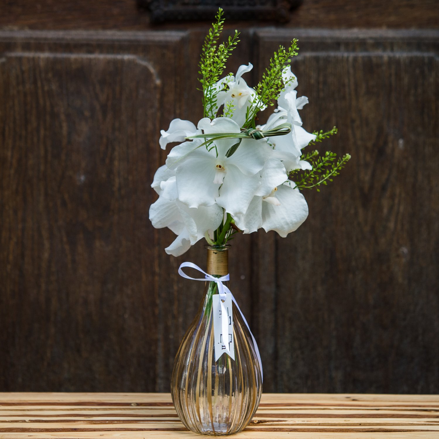 Vase avec Orchidée Wanda Blanche | Côté Naturel